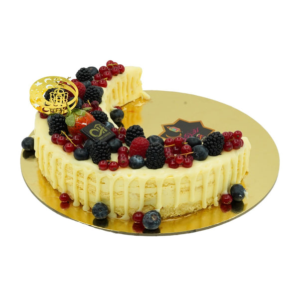 Ramadan Special Berries & White Chocolate Moon Cake كعكة رمضان الخاصة ...